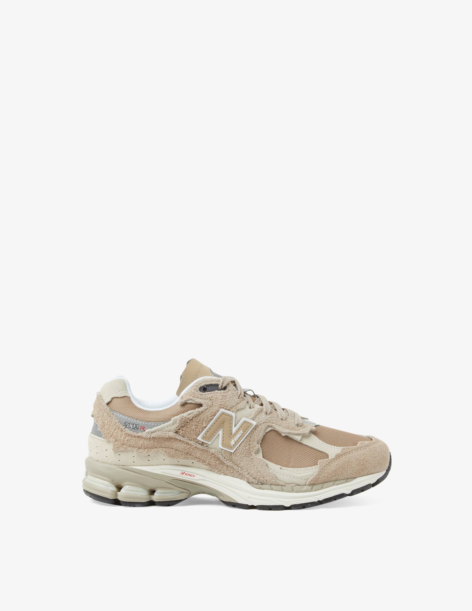 Shop New Balance 2002 protection pack sneakers on Rinascente