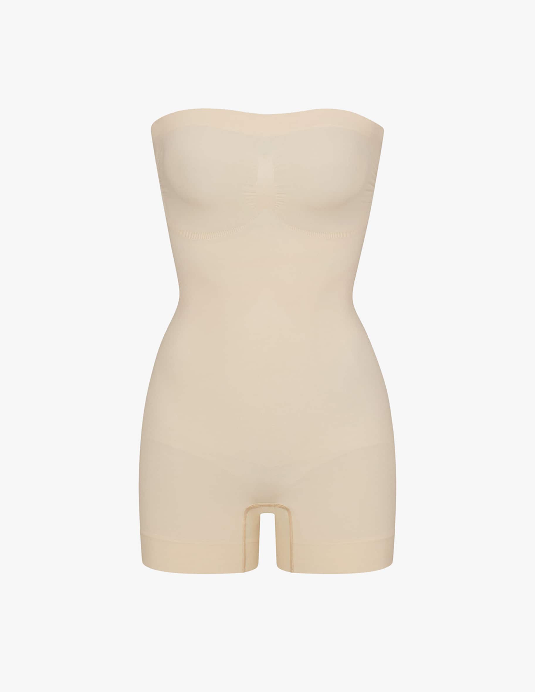 Shop SKIMS Strapless shortie bodysuit on Rinascente