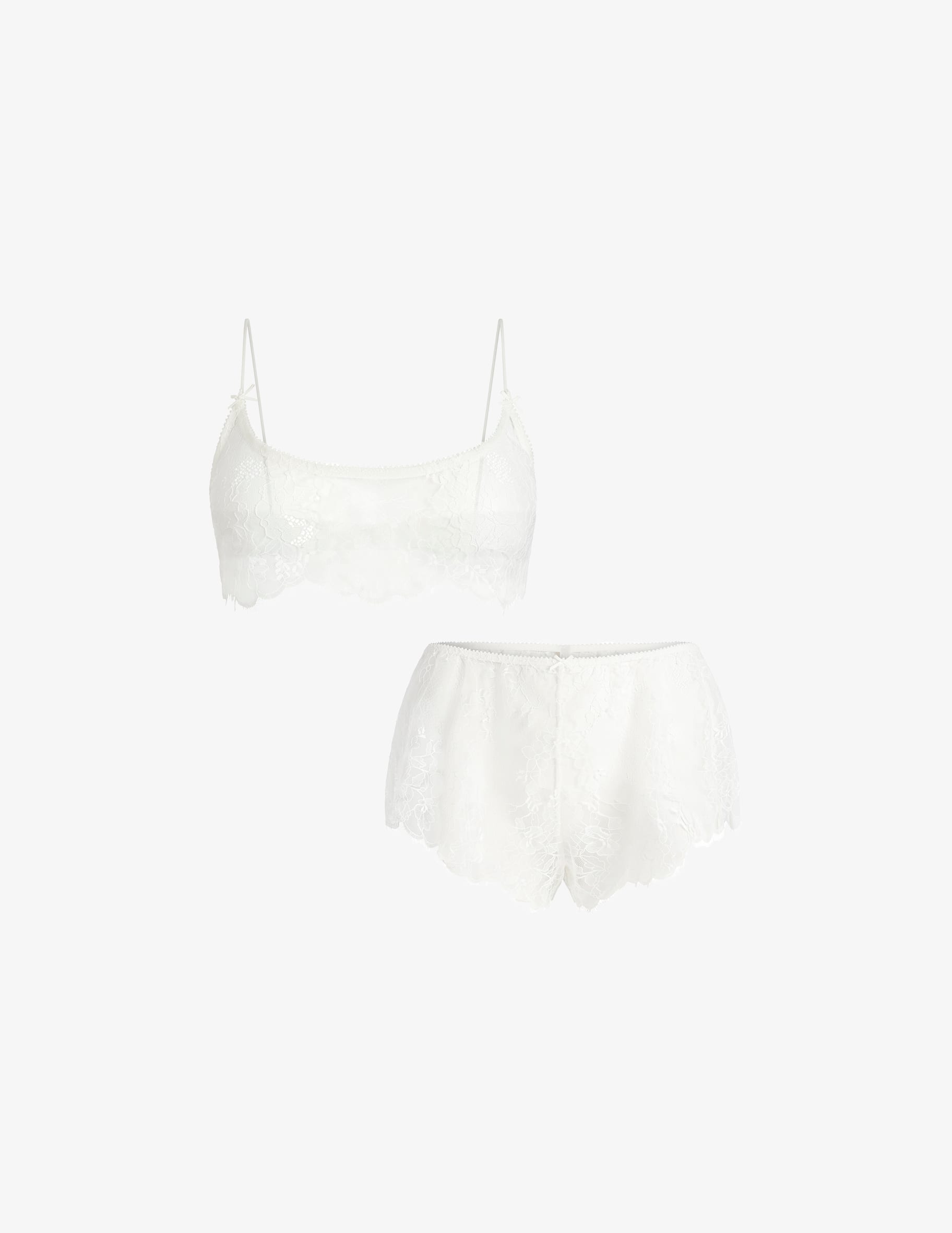 Shop SKIMS Lace bralette and short set on Rinascente