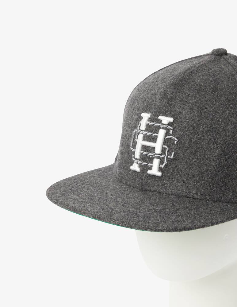 Shop Herschel Whaler classic 6 panel cap - Black on Rinascente