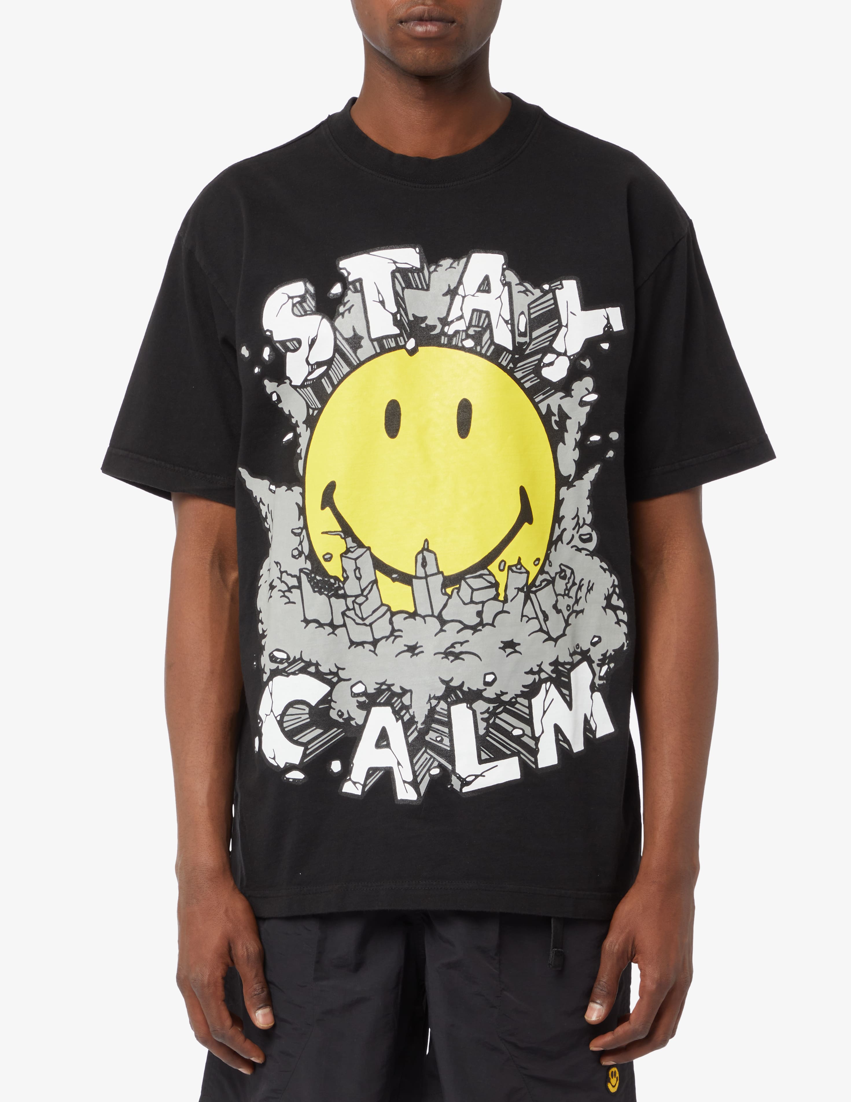 Shop Market Smiley stay calm t-shirt q1 on Rinascente