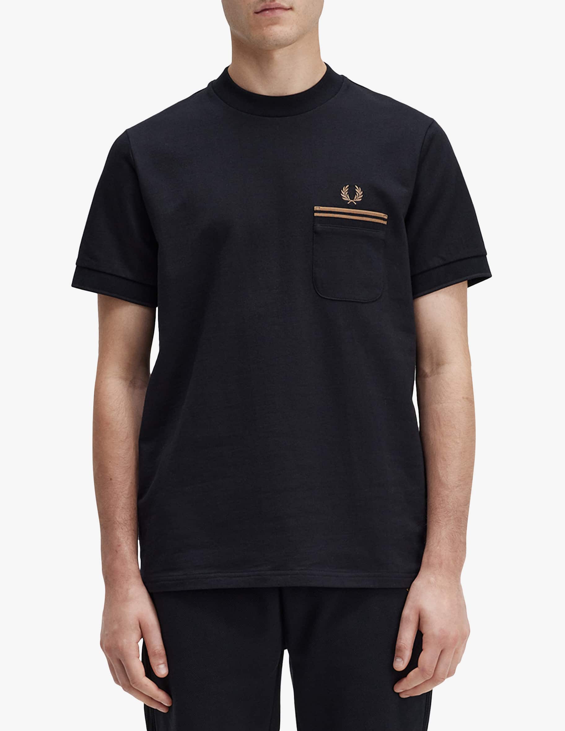 Shop Fred Perry Piquet t-shirt with pocket on Rinascente