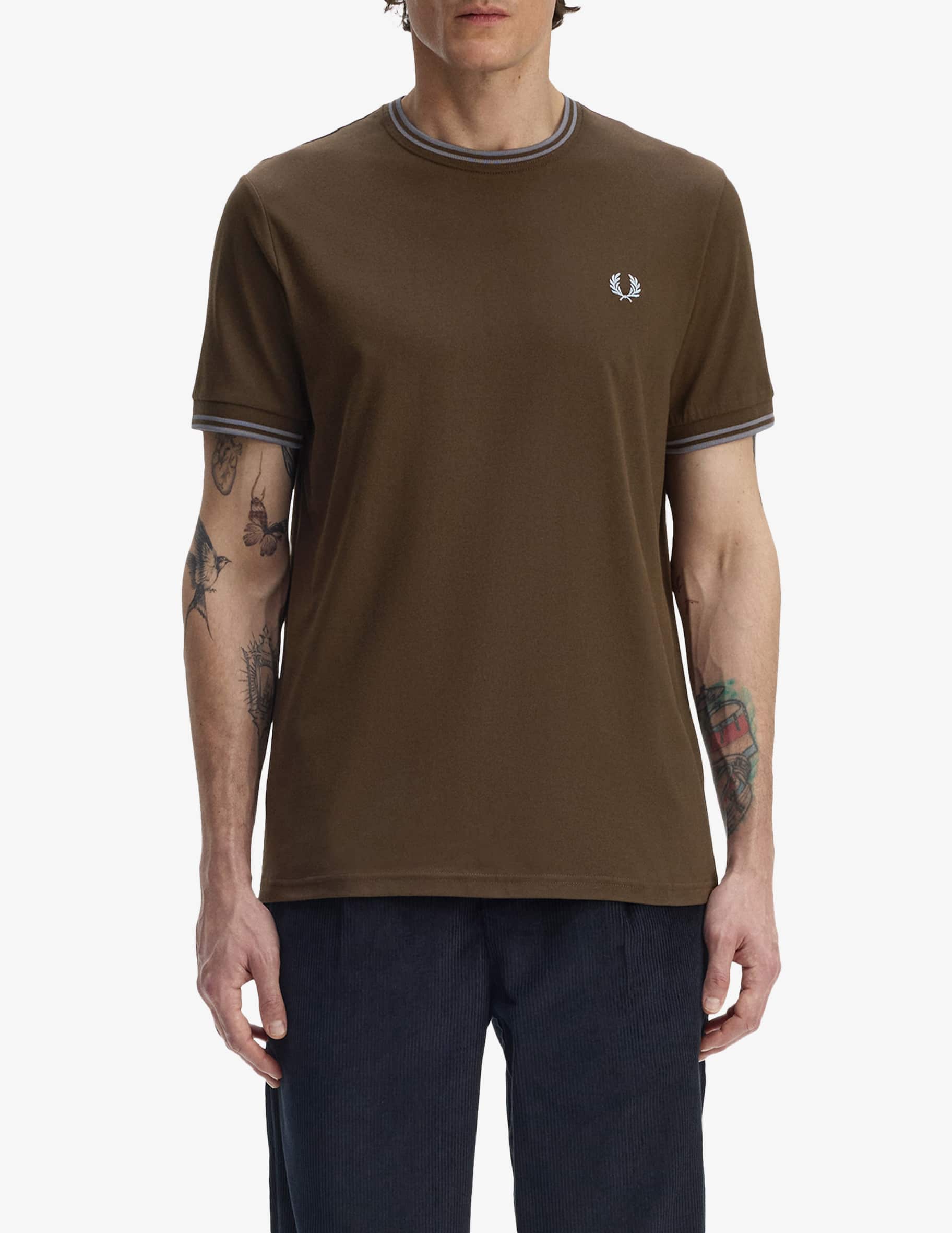 Shop Fred Perry Logo trim t-shirt on Rinascente