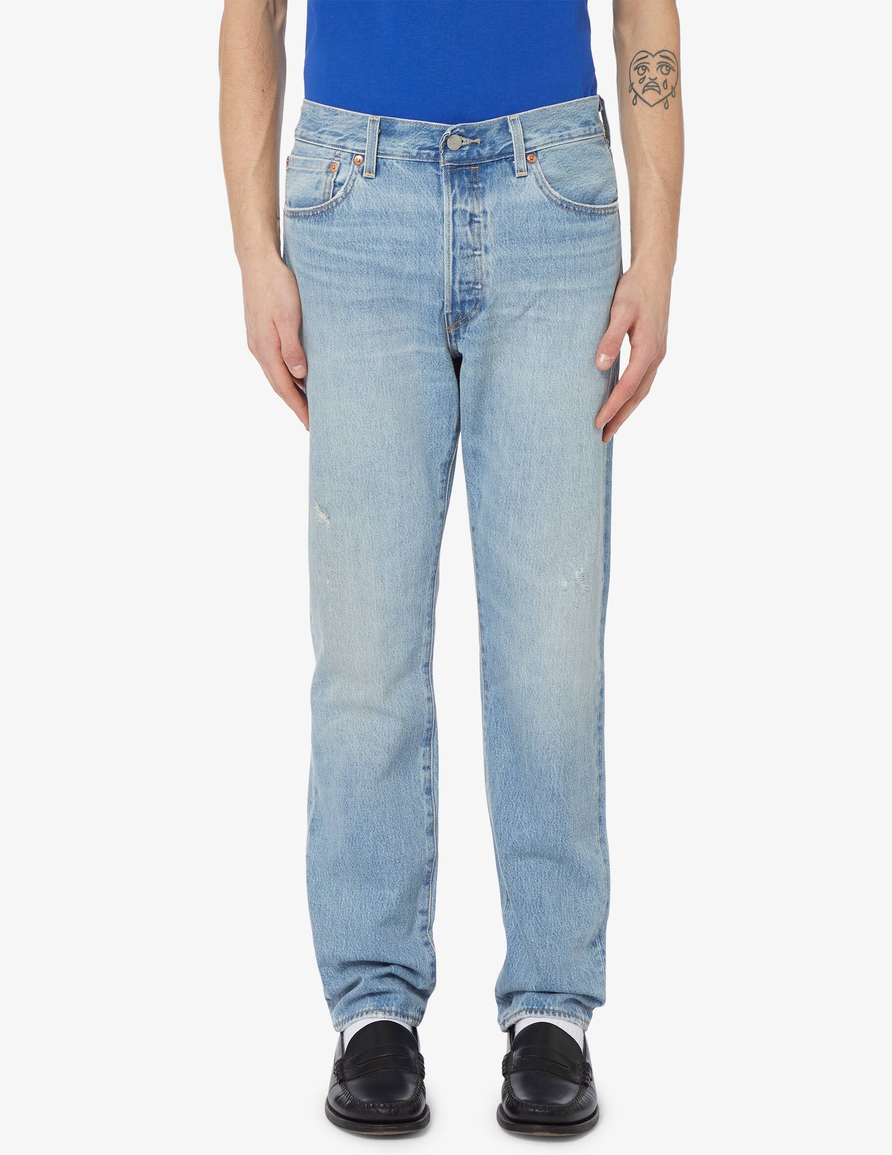Shop Levi's 501 54 light indigo denim on Rinascente