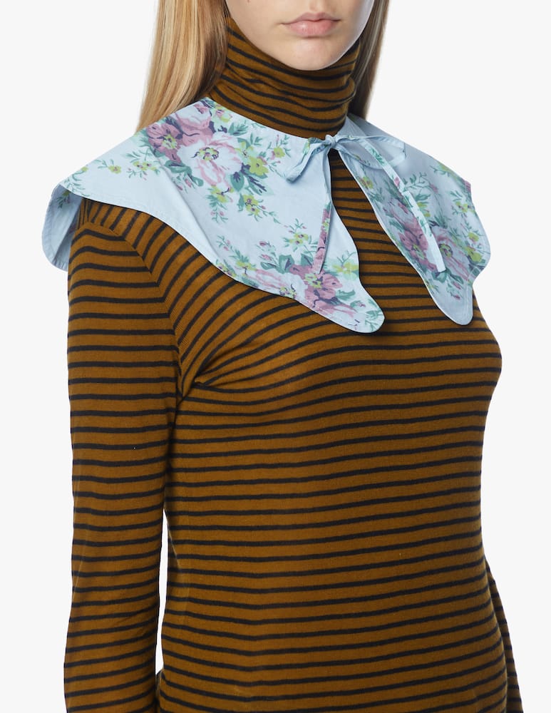 Shop Ganni Oversized detachable collar on Rinascente