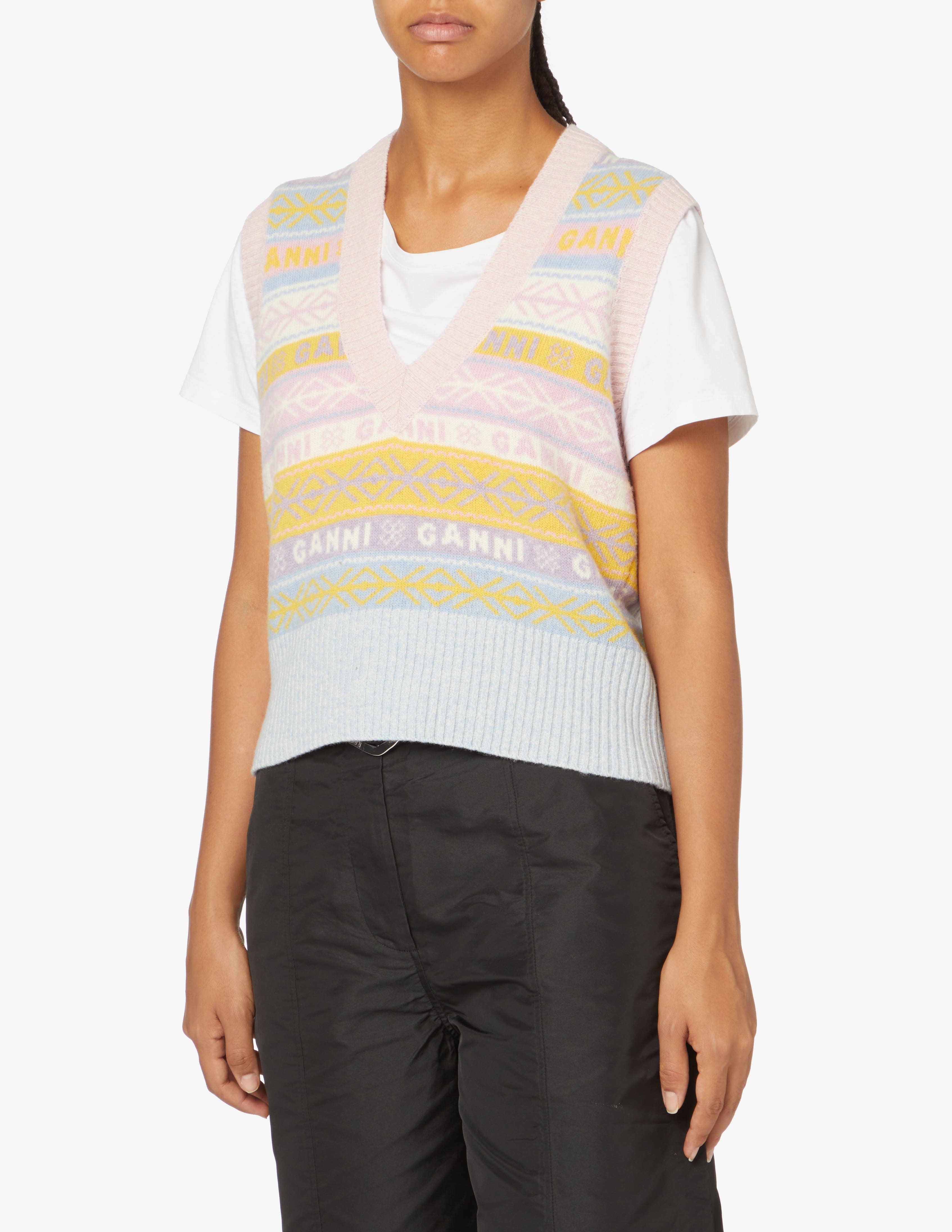 Acquista Ganni Gilet a righe con logo - Bianco su Rinascente