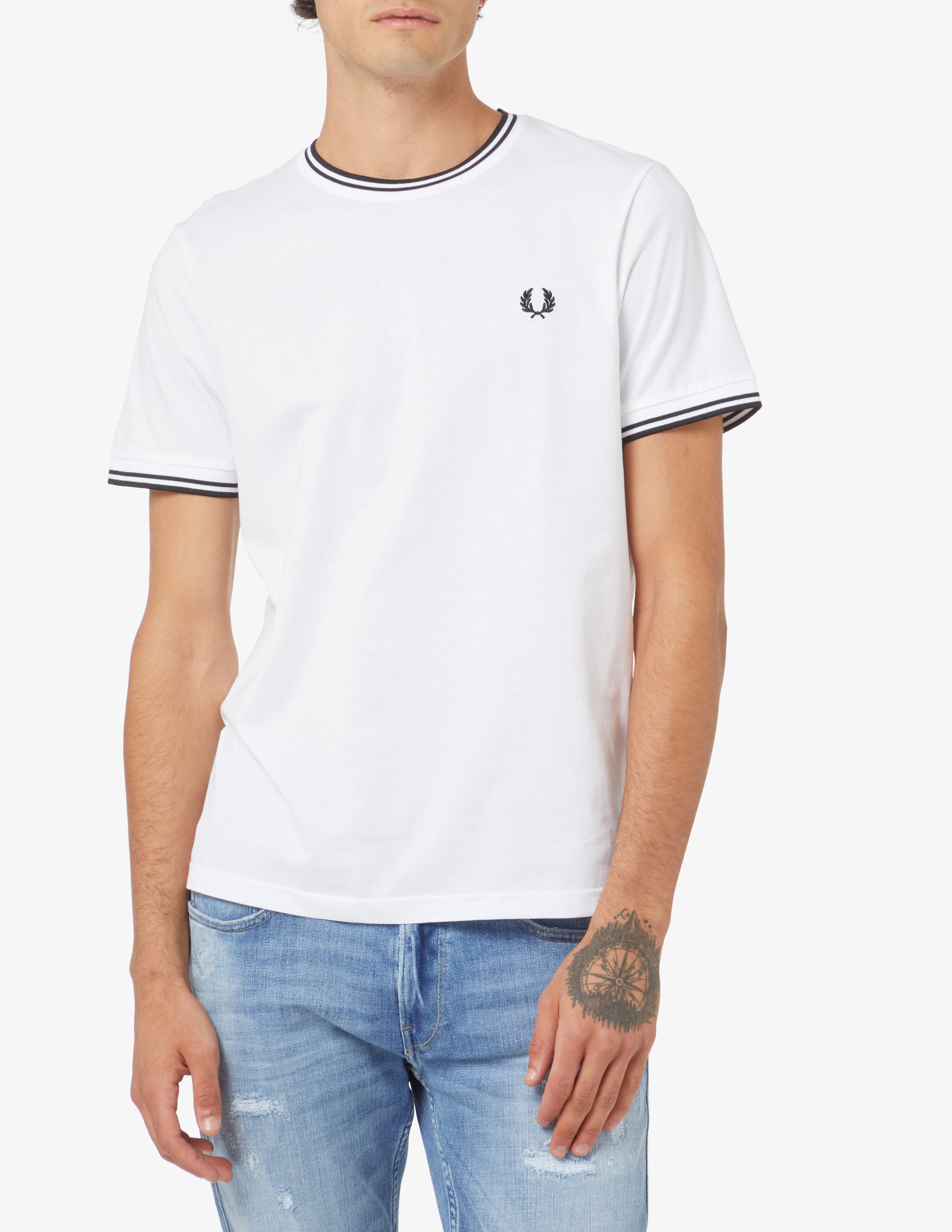 Shop Fred Perry Basic profiles t-shirt - white on Rinascente