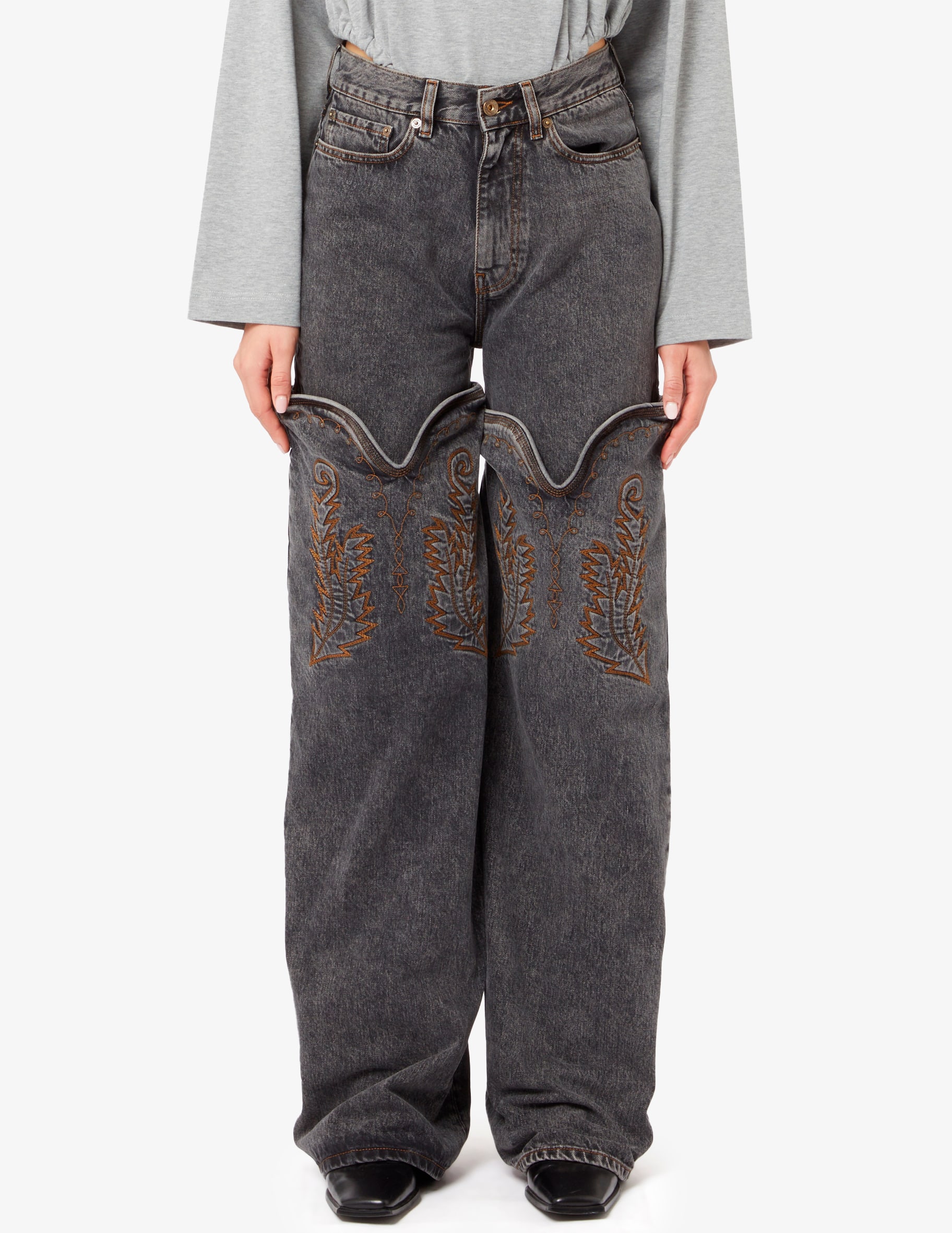 Acquista Y/Project Jeans evergreen con maxi polsini da cowboy su Rinascente