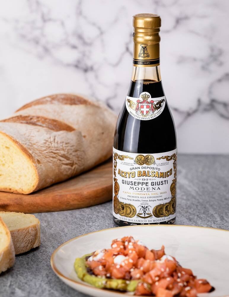 Giuseppe Giusti Balsamic Vinegar of Modena GPI 2 Gold Medals 250ml ...
