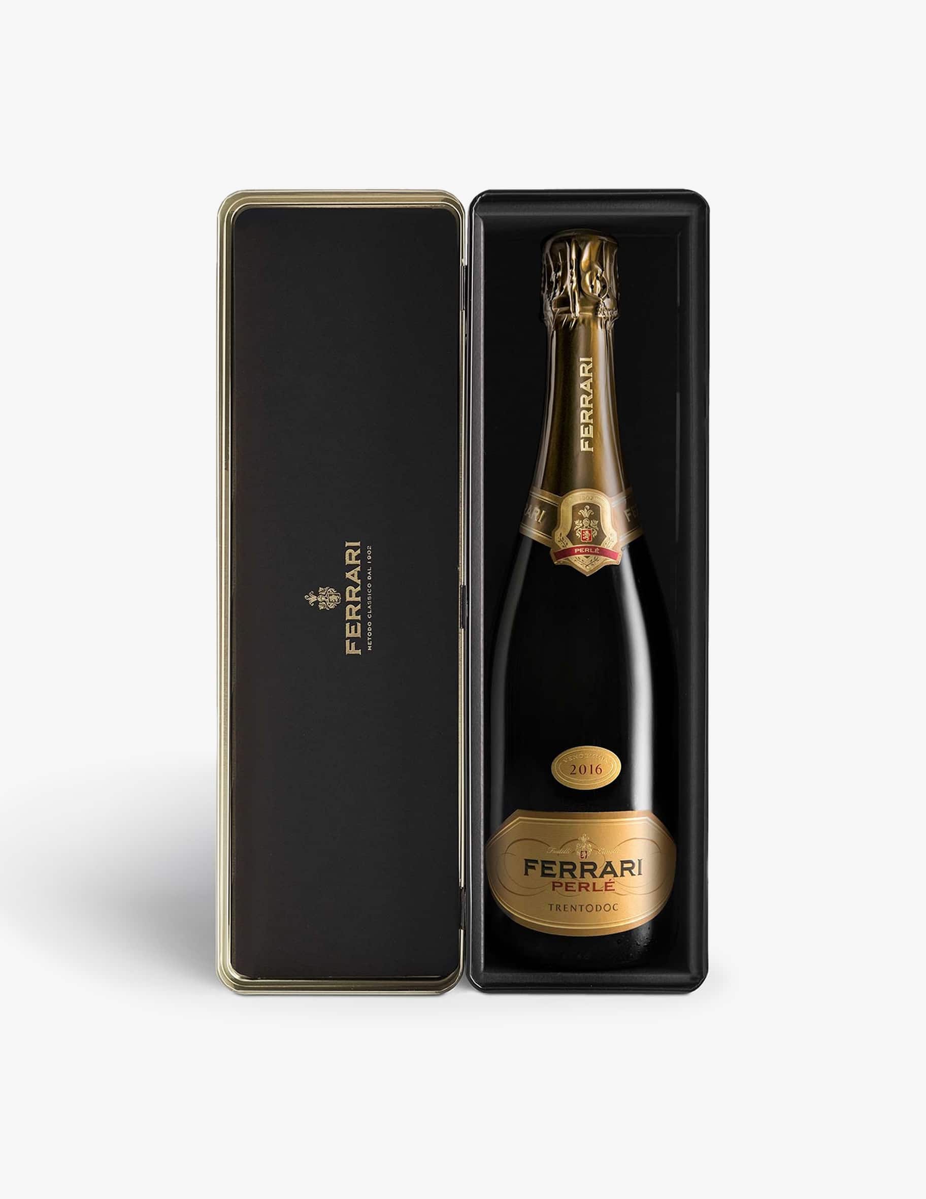 Shop Ferrari Trento Box Ferrari Perlé 750ml on Rinascente