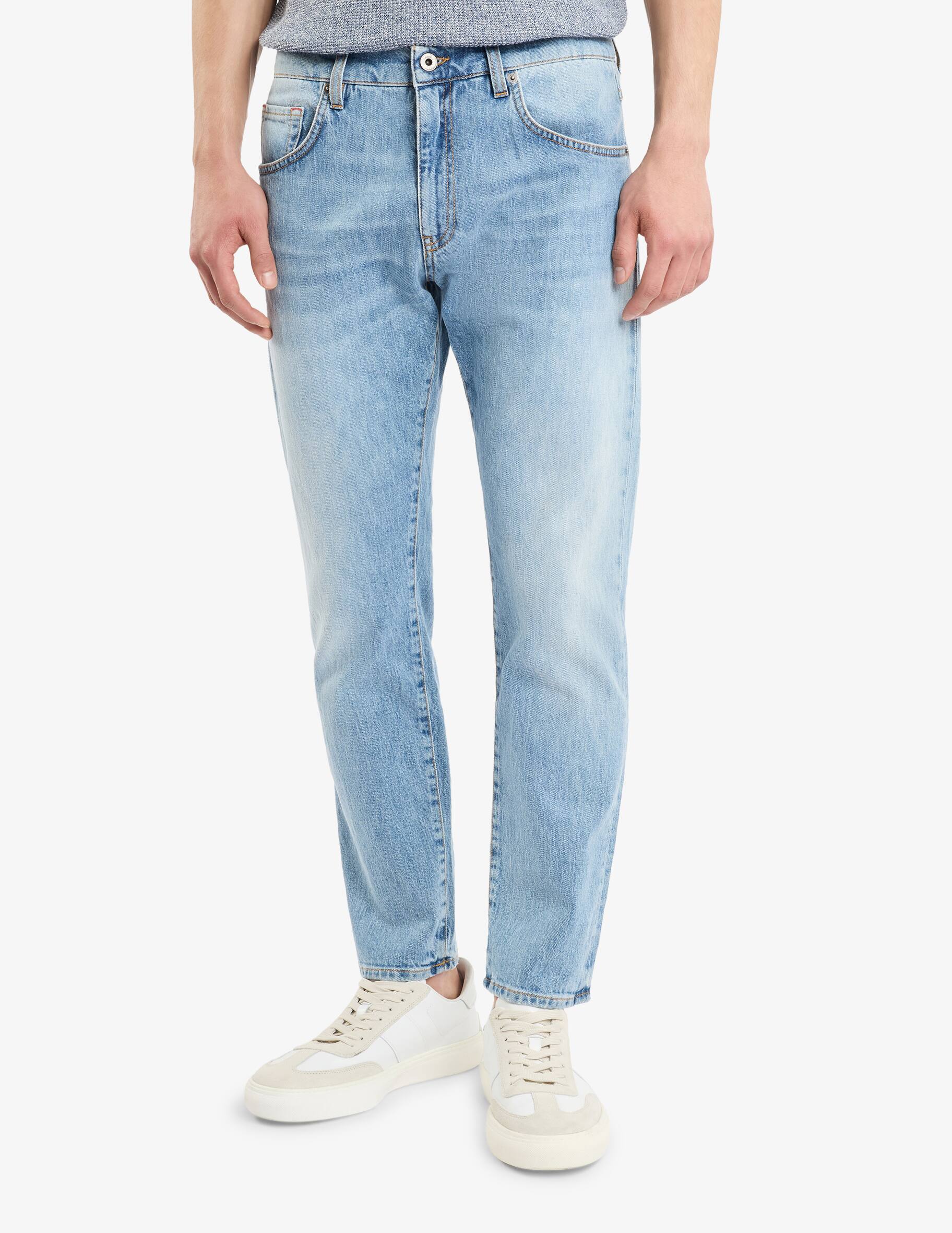 Shop Fay 5 Pocket Jeans in Stretch Denim on Rinascente