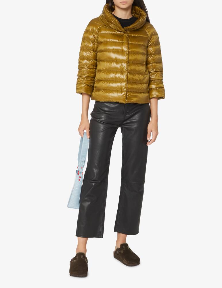 Acquista Herno Cappa piumino imbottita in nylon leggero Sofia - Marrone su Rinascente