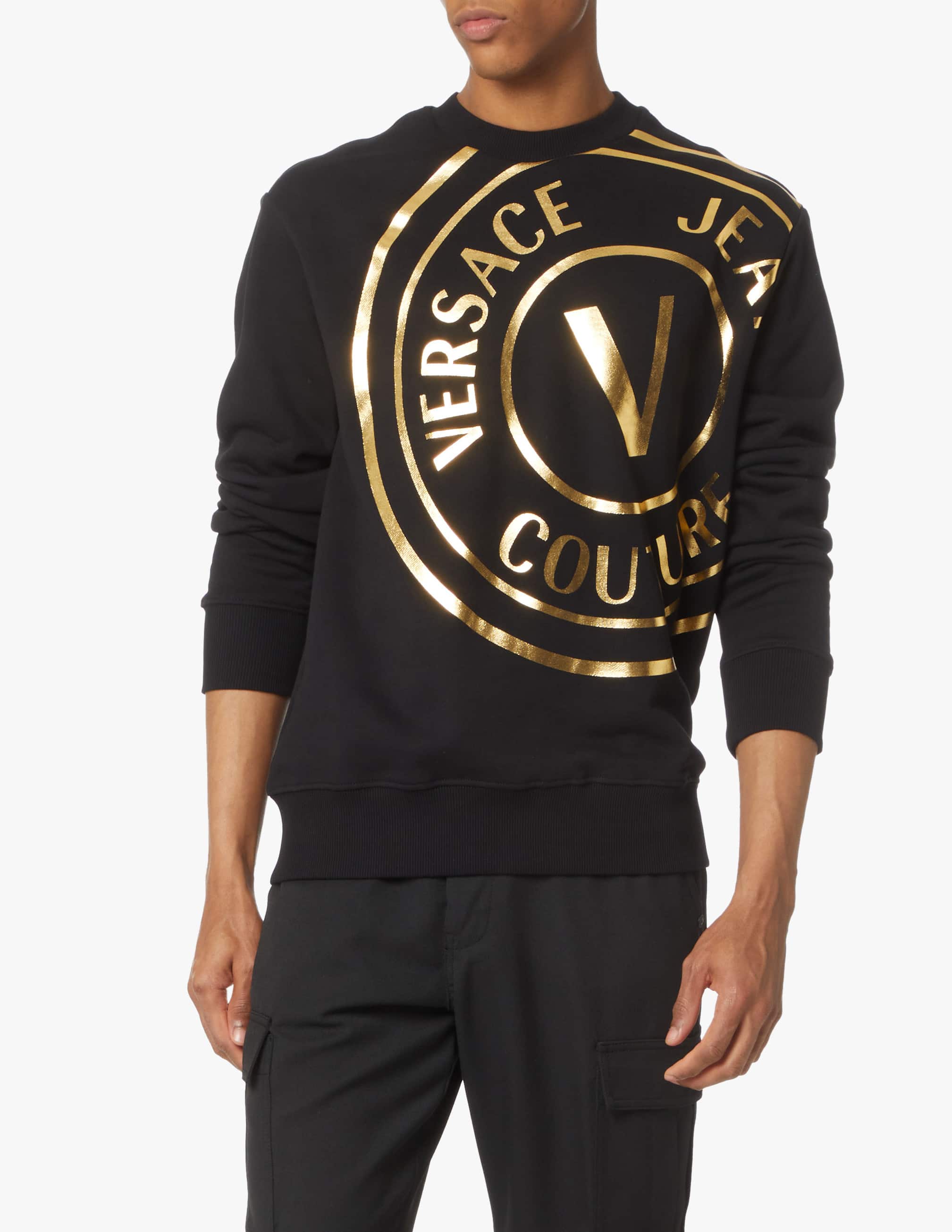 Acquista Versace Jeans Couture Maglia felpata con emblema versace nero ...