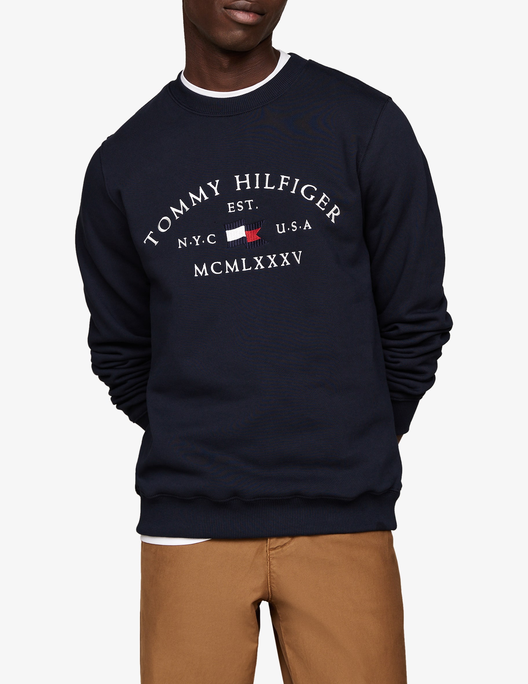 Shop Tommy Hilfiger Naut arch logo crewneck sweatshirt on Rinascente